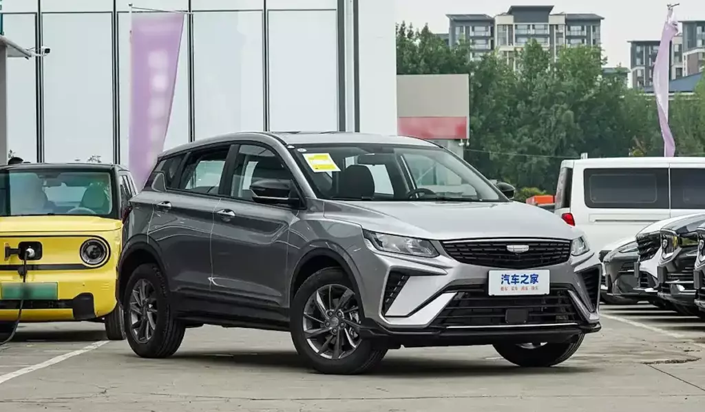 Новая версия Джили Кулрей Super Max представлена в Китае