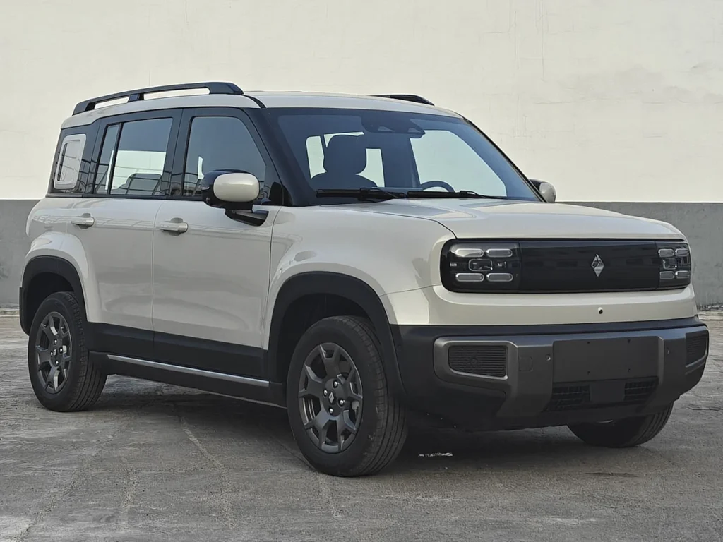 Рассекречен обновленный Baojun Yep Plus от SAIC-GM-Wuling