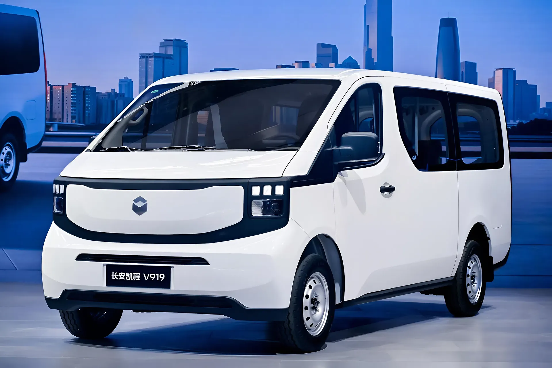 Представлен электрический фургон Changan Kaicheng V919