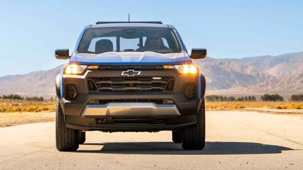 Chevrolet Colorado Trail Boss Midnight Edition: обзор и тест драйв
